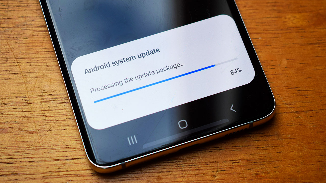 Samsung may finally have to adopt Seamless Updates with Android 13 - SDN