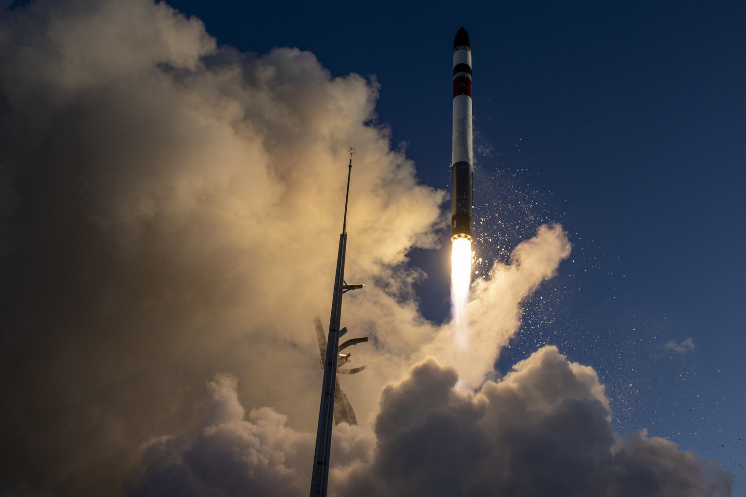 Falcon 9 Rocket issue forces SpaceX to delay launch of NASA's satellite ...
