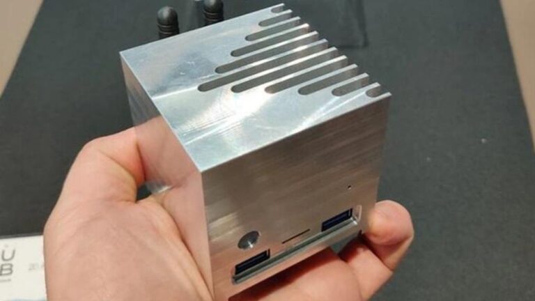 The world's smallest desktop computer has been released for sale ...