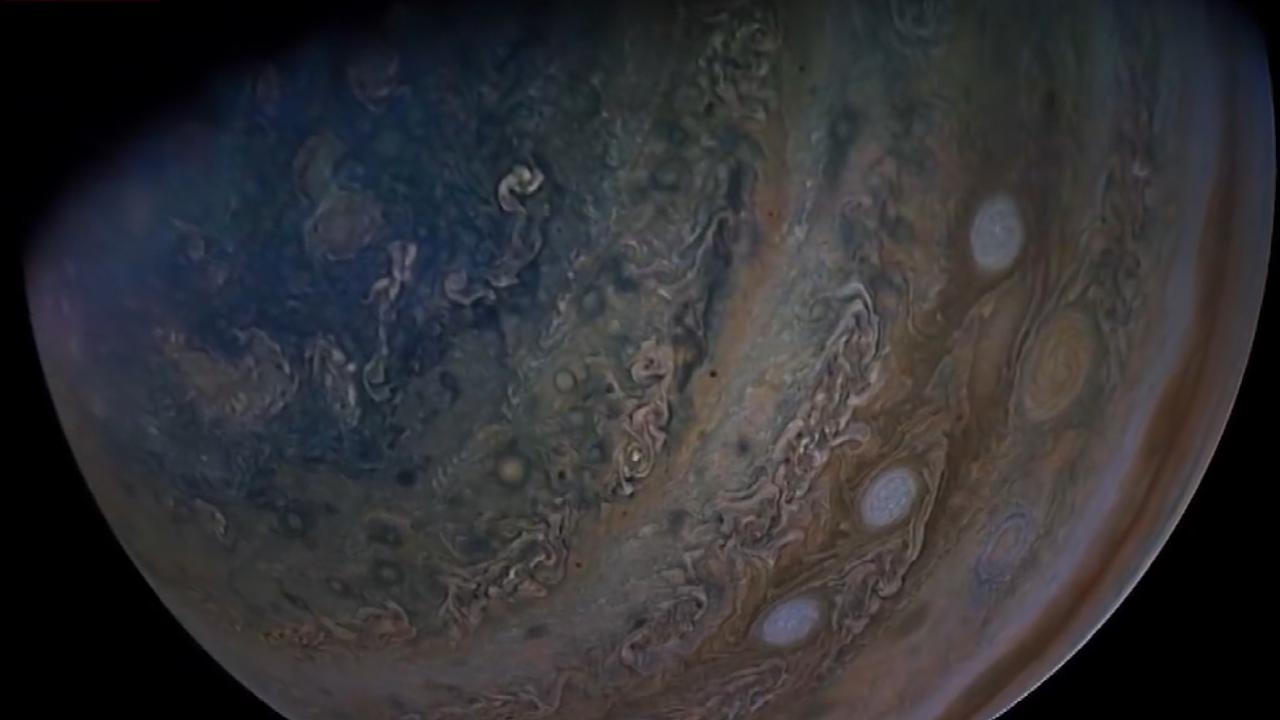 James Webb discovered jet stream at Jupiter's equator