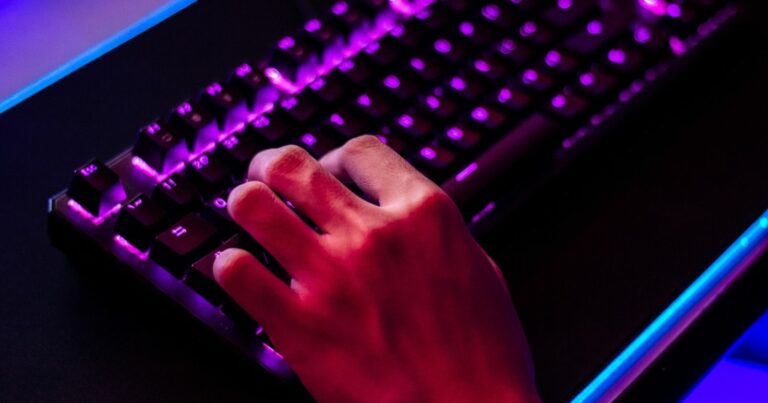 How to Make the "at" Sign (@) on the Keyboard? - ShiftDelete.Net Global