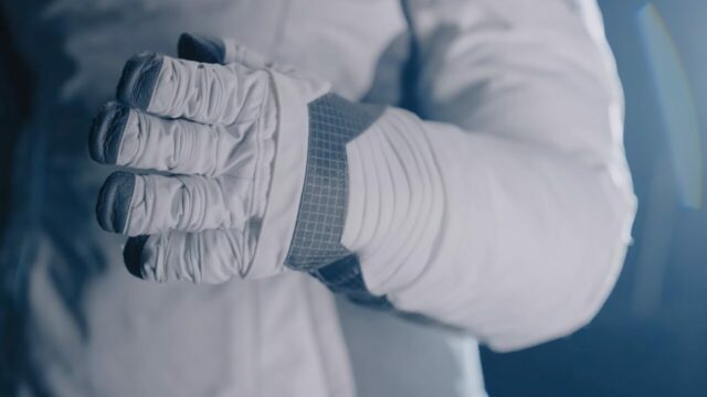 SpaceX unveils new space suit! EVA Suit - ShiftDelete.Net Global