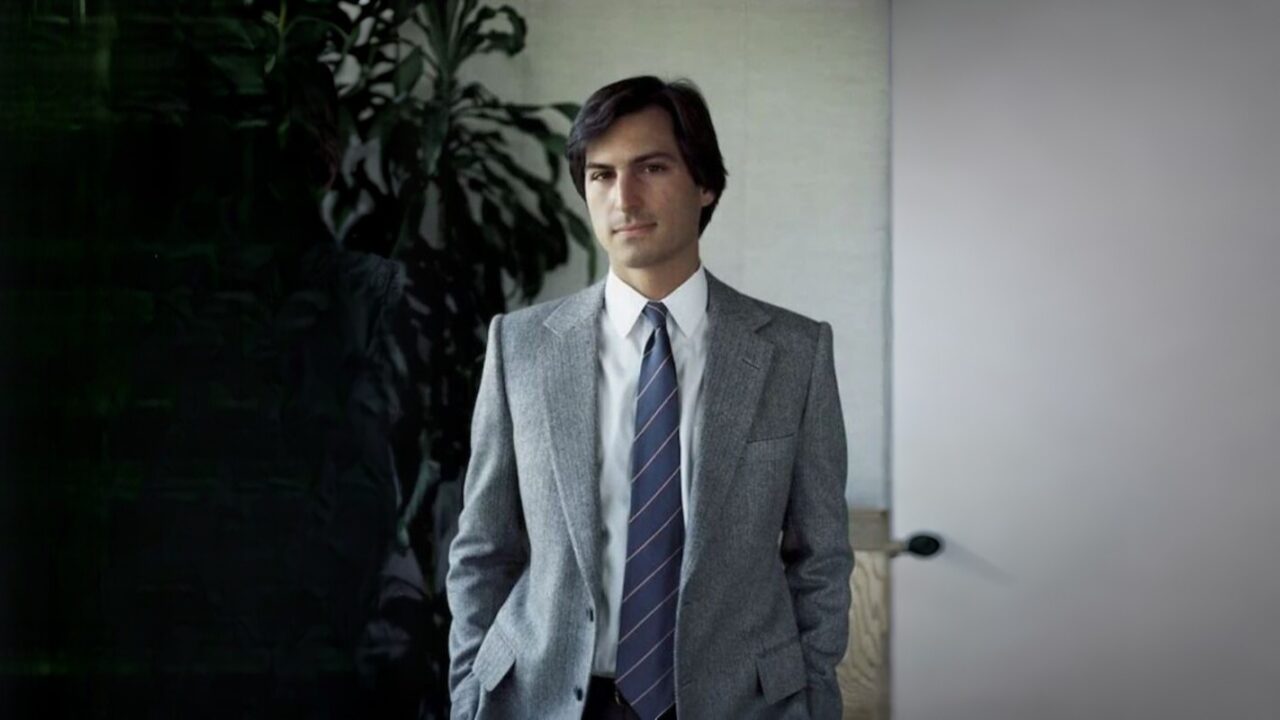 $150 for the tie! Steve Jobs' suit is up for sale - ShiftDelete.Net Global