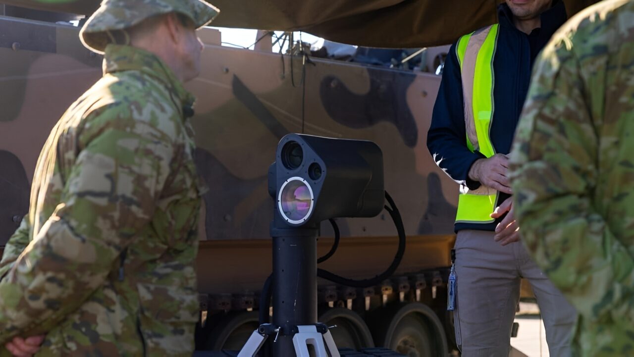 Portable anti-drone laser weapon passes tests! - ShiftDelete.Net Global
