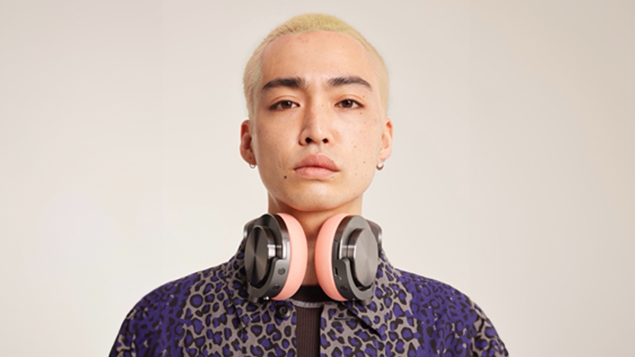 55-hour battery life Dyson OnTrac headphones introduced!