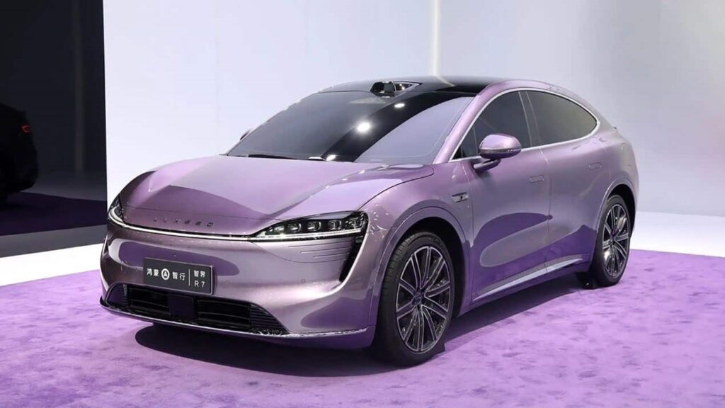 Huawei and Chery's Luxeed R7 goes on sale - SDN