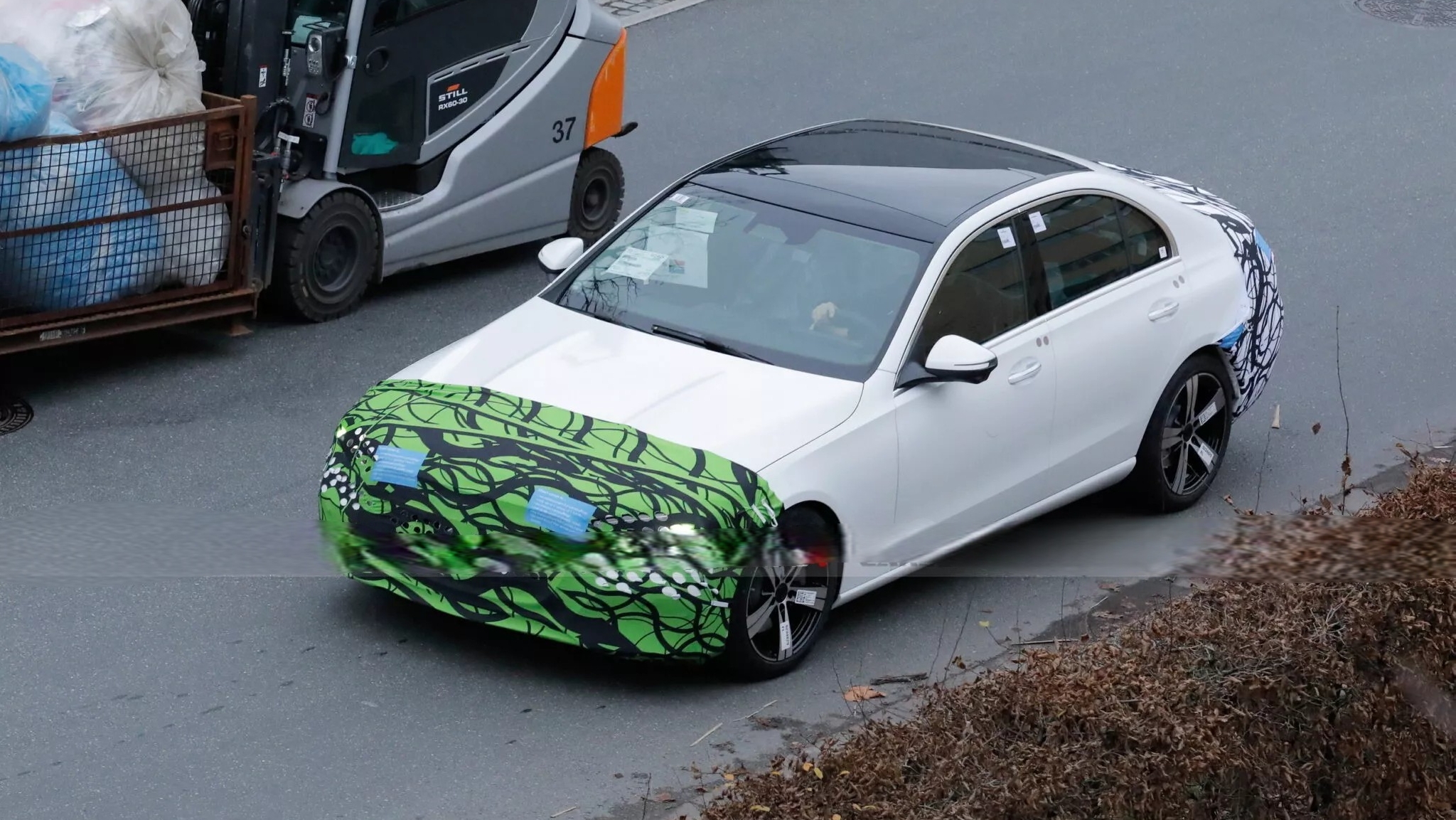 The 2026 Mercedes C Series is changing shape! Here is the new version - SDN