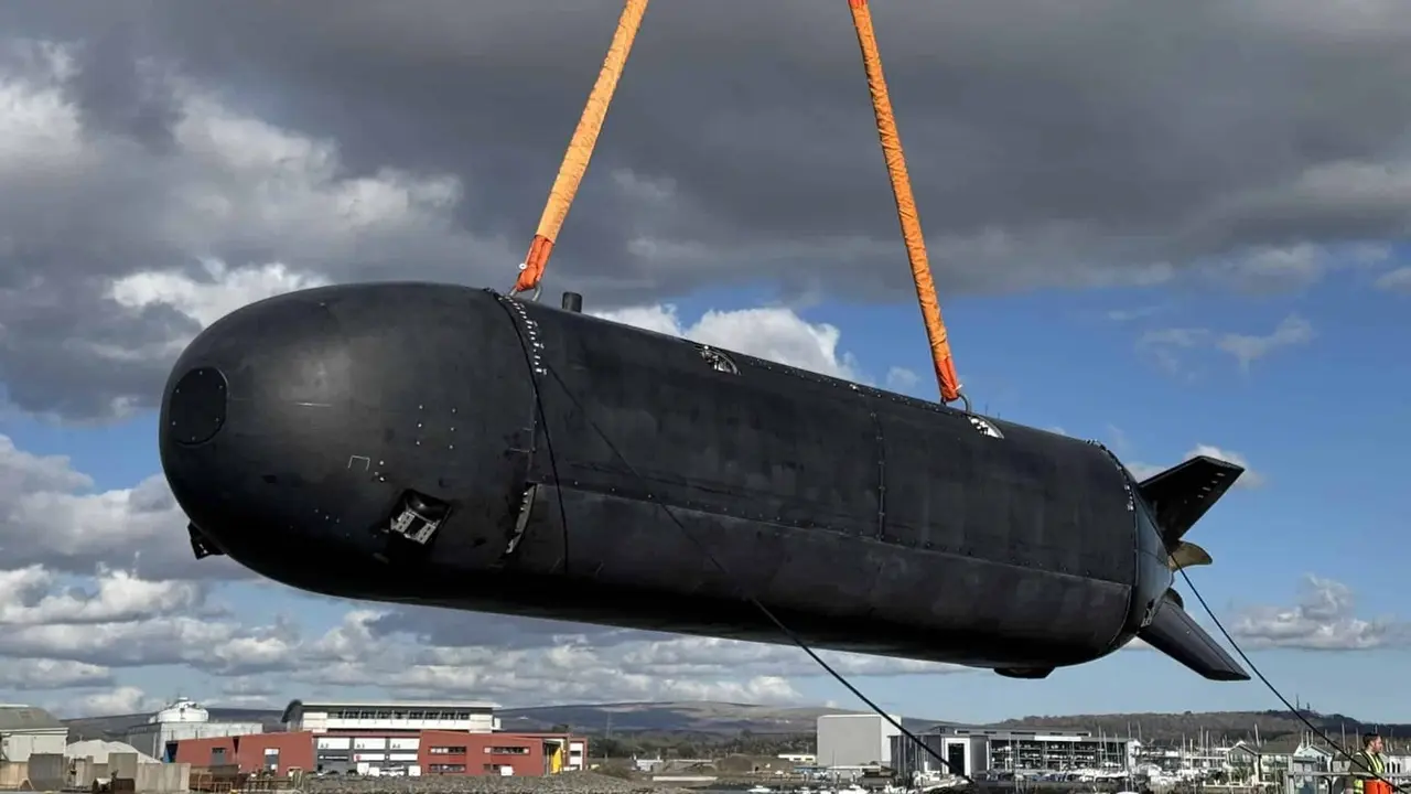 The United Kingdom unveiled giant autonomous submarine! - SDN